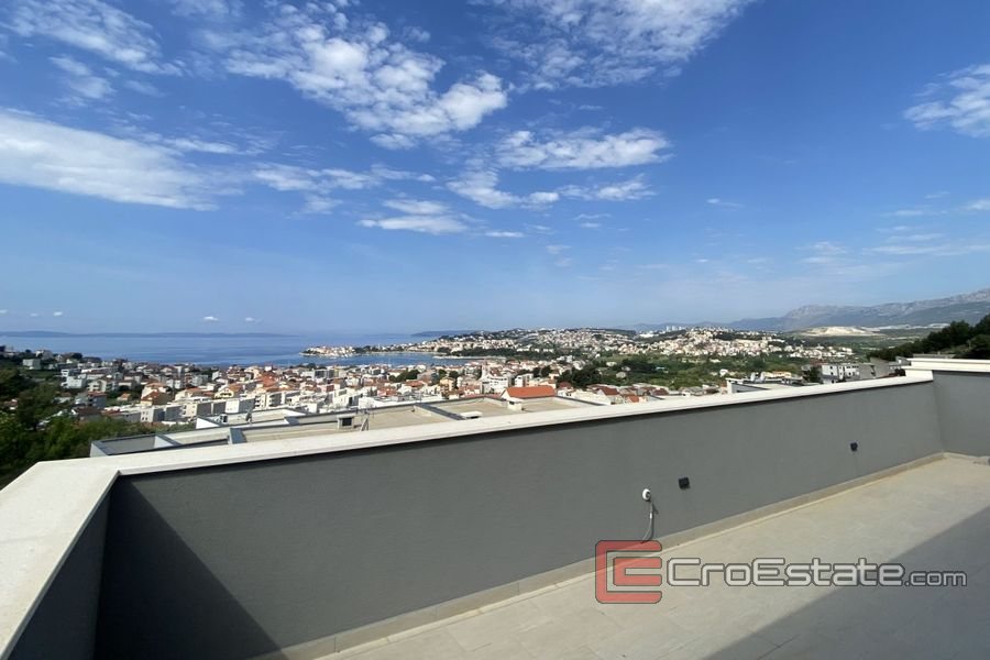 Hrvatska,Split area - Novogradnja s panoramskim pogledom
