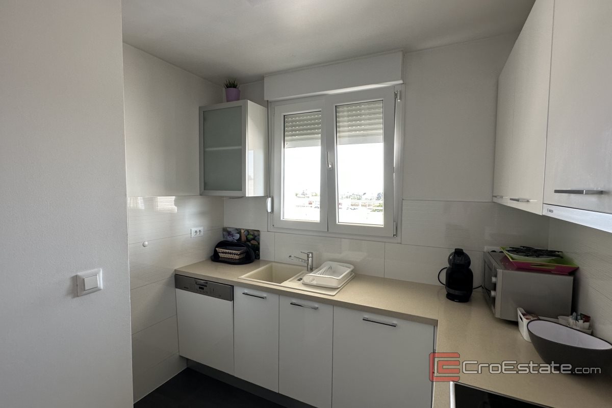 Hrvatska,Split - Dragovode – Jedinstven penthouse s prostranom terasom ...