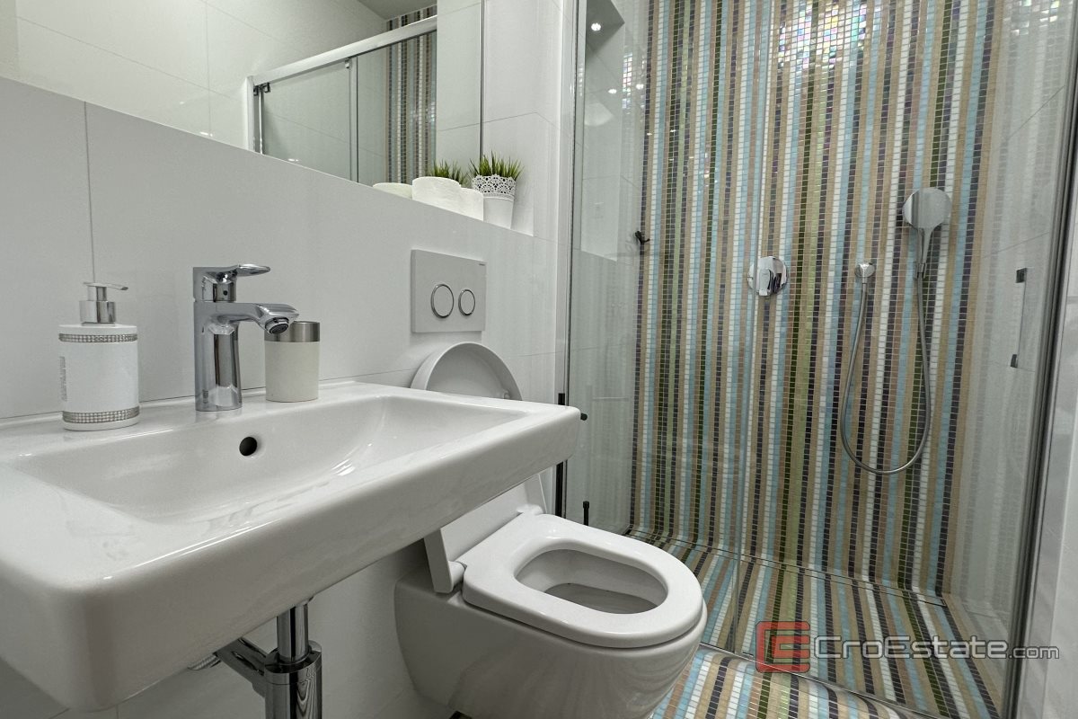 Chorvatsko,Split - Dragovode – Unikátní penthouse s prostornou terasou ...