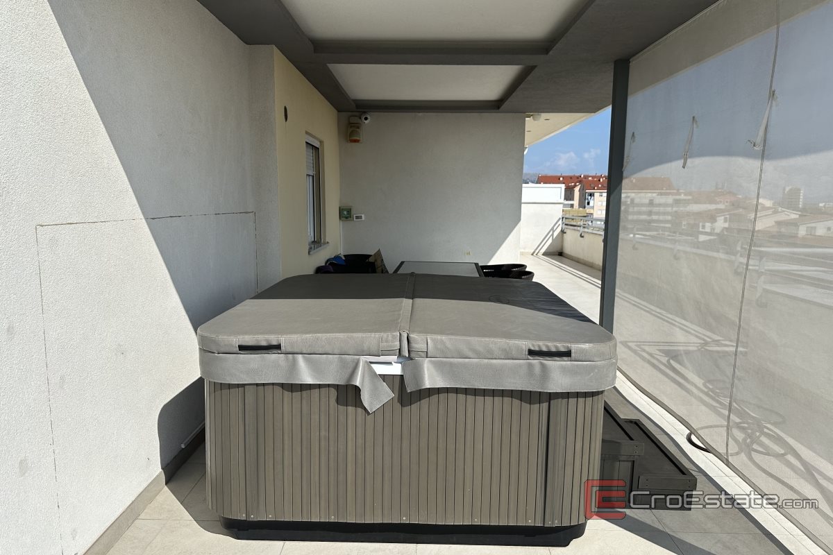 Chorvatsko,Split - Dragovode – Unikátní penthouse s prostornou terasou ...